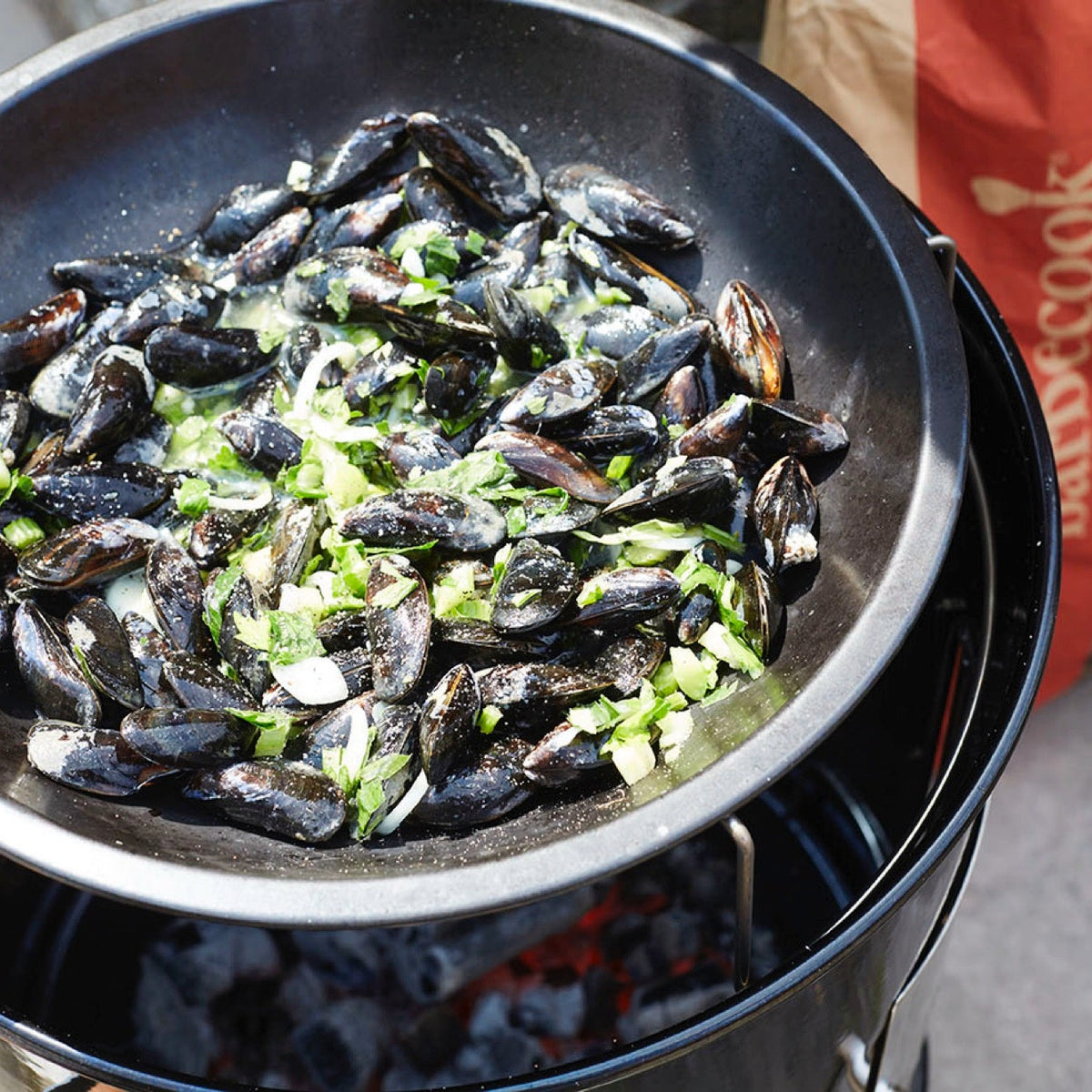 how to cook mussels on the stovetop