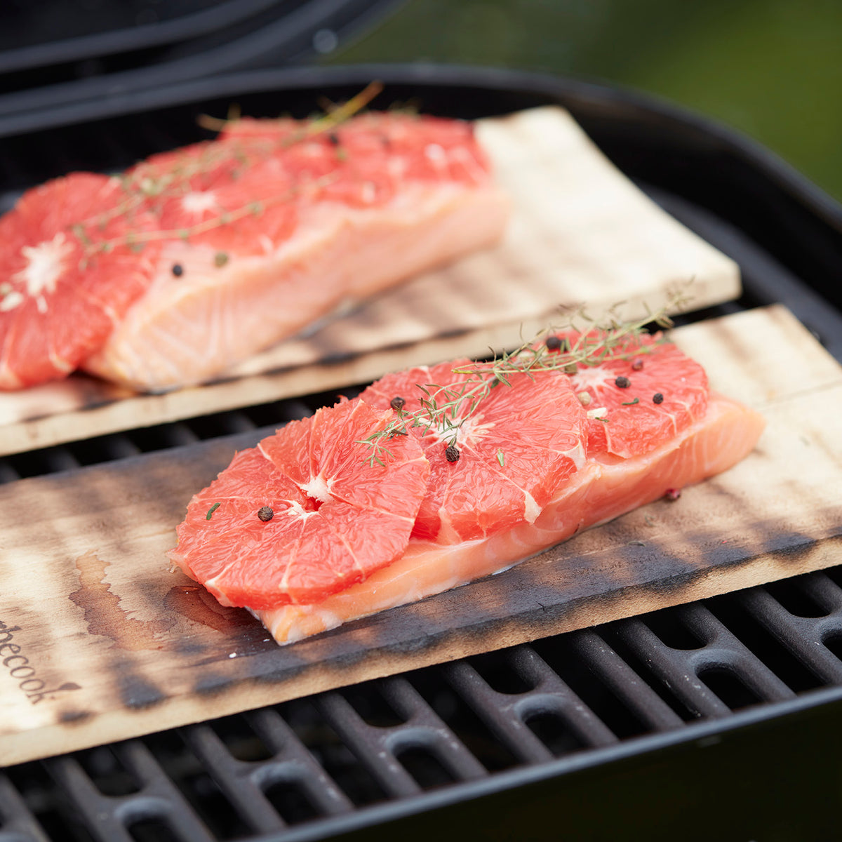 Relaxed smoking with Magnus – Barbecook